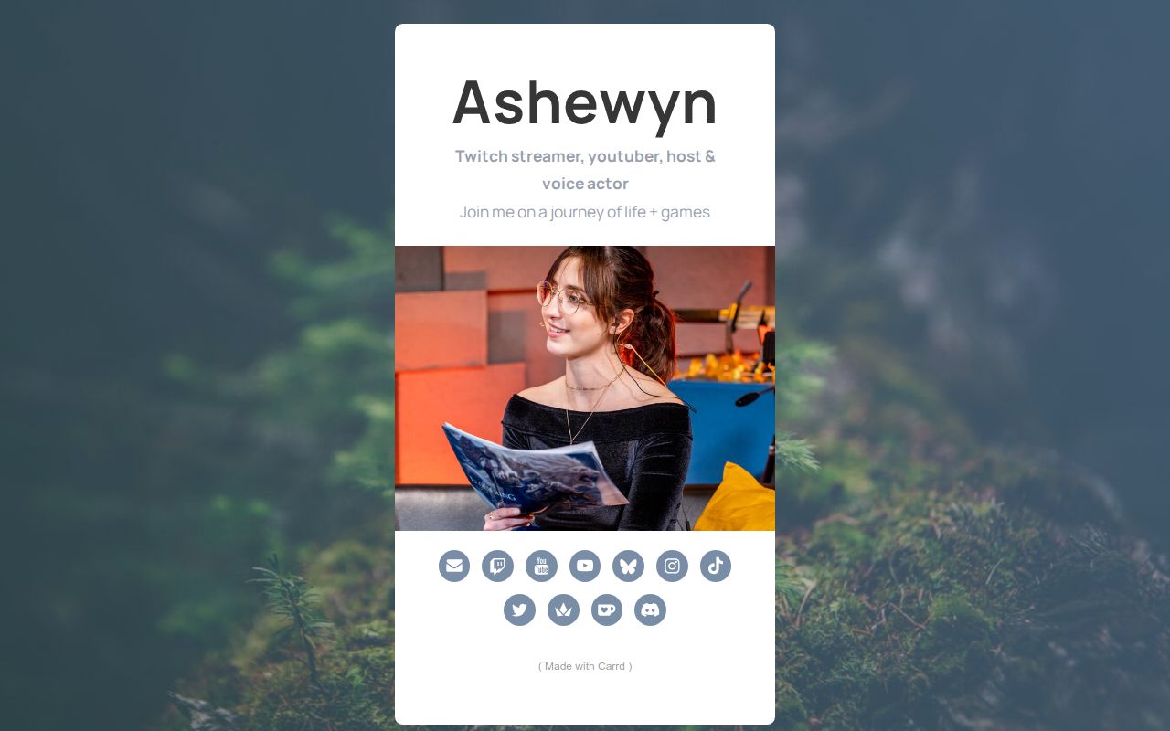 Ashewyn's Social Card